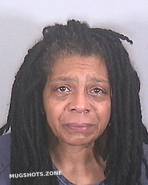 MCCULLOUGH DENISE R 06/01/2021 - Manatee County Mugshots Zone