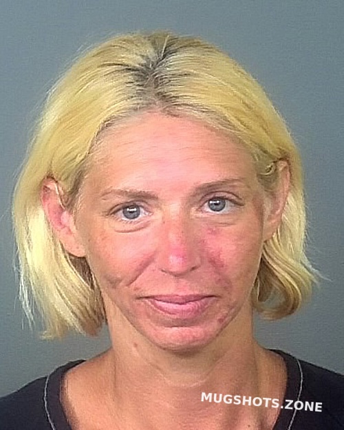 RILEY PATRICIA K 01/05/2023 - Manatee County Mugshots Zone