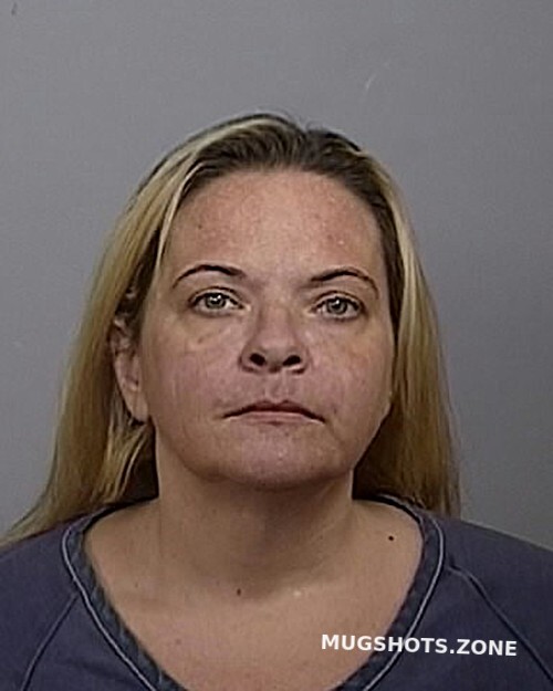 TAYLOR LAURA E 01/30/2024 - Manatee County Mugshots Zone