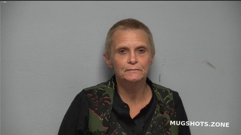 DOUTHITT LEESA D 09/16/2025 - Mccracken County Mugshots Zone