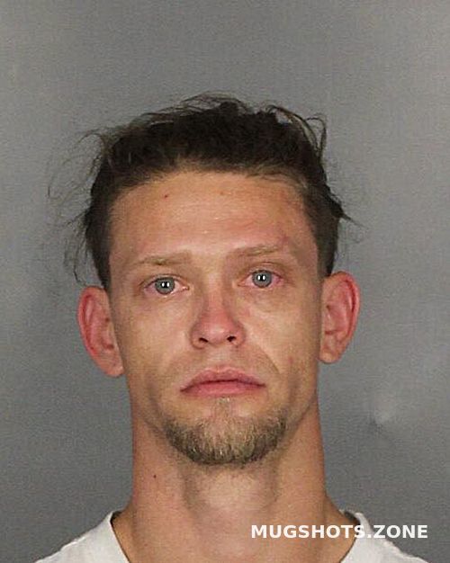 LAUDERDALE DUSTIN 02/27/2025 - McLennan County Mugshots Zone