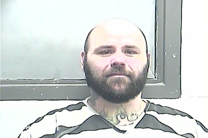 HIATT TIMOTHY ANDREW WAYNE SR 01/28/2022 - Meade County Mugshots Zone