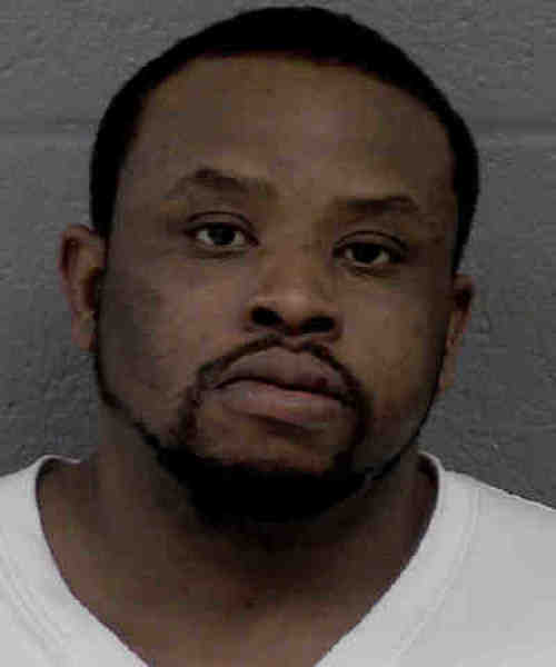 CHISHOLM ANDRE DESMOND 02/16/2021 - Mecklenburg County Mugshots Zone