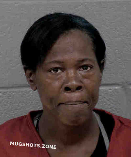 LEE ANNIE ROBERTA 06/08/2021 - Mecklenburg County Mugshots Zone