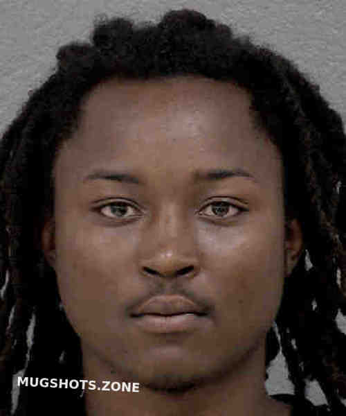 MARTIN JAQUAN DANTE 06/12/2021 - Mecklenburg County Mugshots Zone