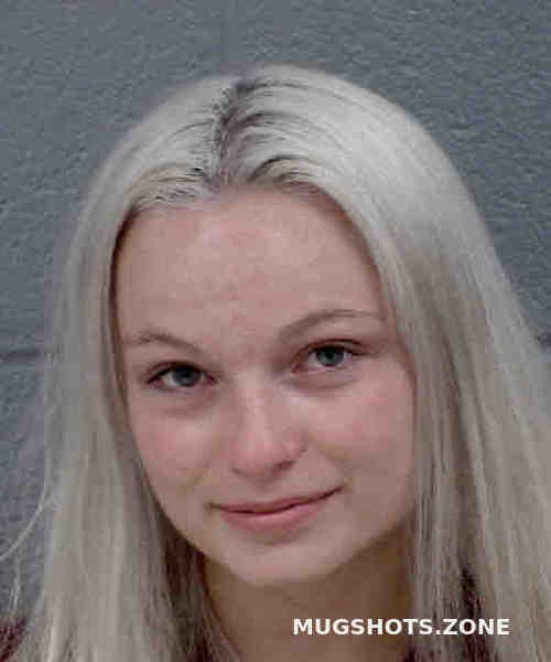 RAVEY MAEVE KATHERINE 06/20/2021 - Mecklenburg County Mugshots Zone