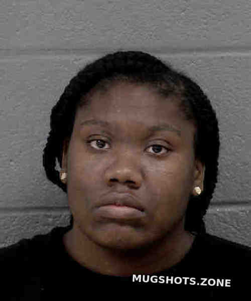 HARRIS ALEXIS 08/03/2021 - Mecklenburg County Mugshots Zone