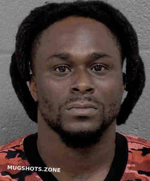 MOORE DONOVAN JAQUAN 08/17/2021 - Mecklenburg County Mugshots Zone