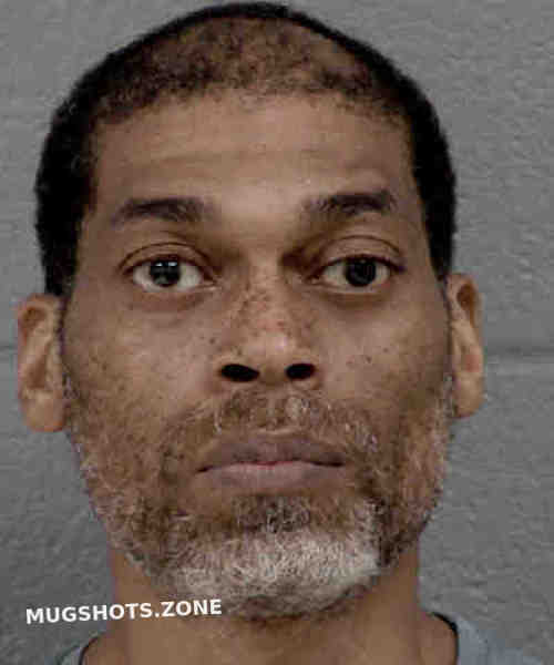 SUTTON SEAN LESTER 09/06/2021 - Mecklenburg County Mugshots Zone