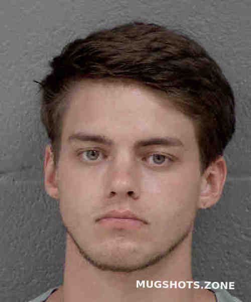 THOMPSON KORBIN BRYCE 09/19/2021 - Mecklenburg County Mugshots Zone