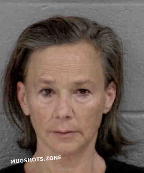 LAFAVE AIMEE 10/25/2021 - Mecklenburg County Mugshots Zone