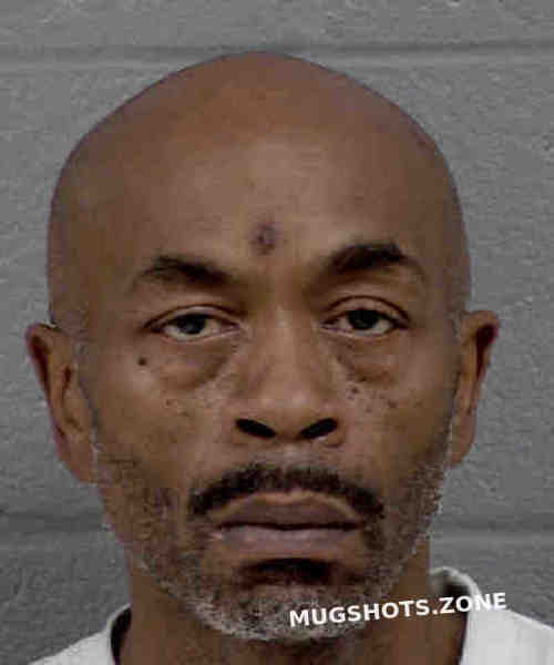 ROBINSON RODNEY 11/10/2021 - Mecklenburg County Mugshots Zone