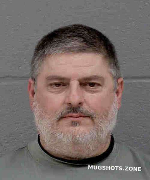 MOSHER MICHAEL ROLAND 11/11/2021 - Mecklenburg County Mugshots Zone