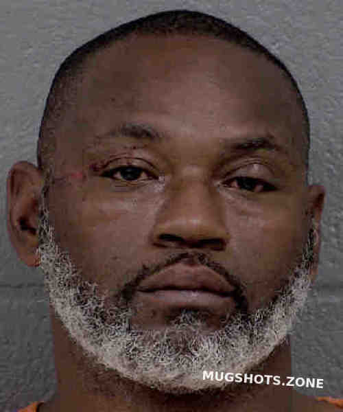 DAVIS TYRONE LAMONT 12/08/2021 - Mecklenburg County Mugshots Zone