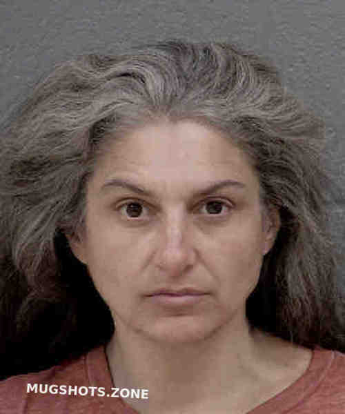 STREATER NICOLE LORIE 12/09/2021 - Mecklenburg County Mugshots Zone