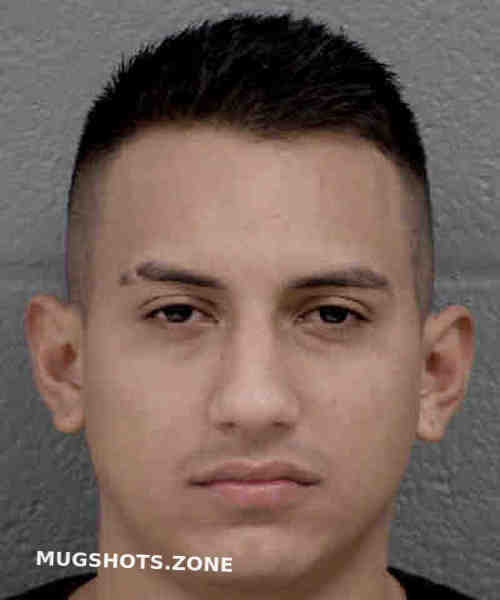 GOMEZ-CONTRERAS ANDRES FELIPE 12/11/2021 - Mecklenburg County Mugshots Zone