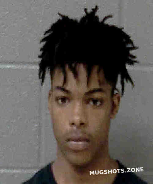 THOMAS KAMRON 12/14/2021 - Mecklenburg County Mugshots Zone