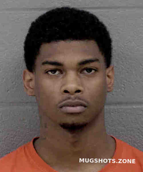 ARCHIE TROY LAMONT 01/06/2022 - Mecklenburg County Mugshots Zone