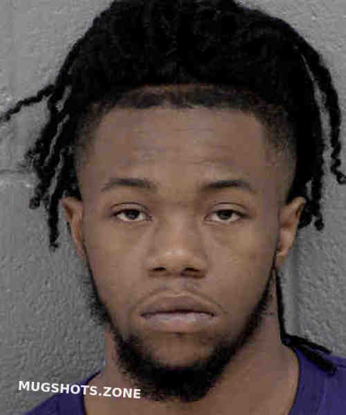 MOORE QUADARIUS DEMONTRAE 02/28/2022 - Mecklenburg County Mugshots Zone