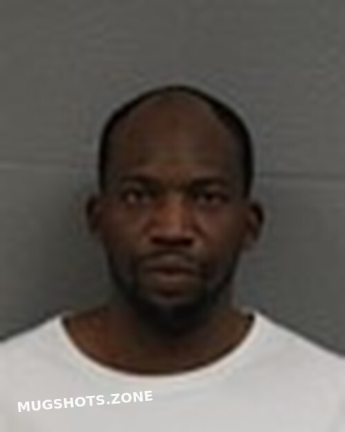 THOMAS ANDRE DEMOND 03/18/2022 - Mecklenburg County Mugshots Zone