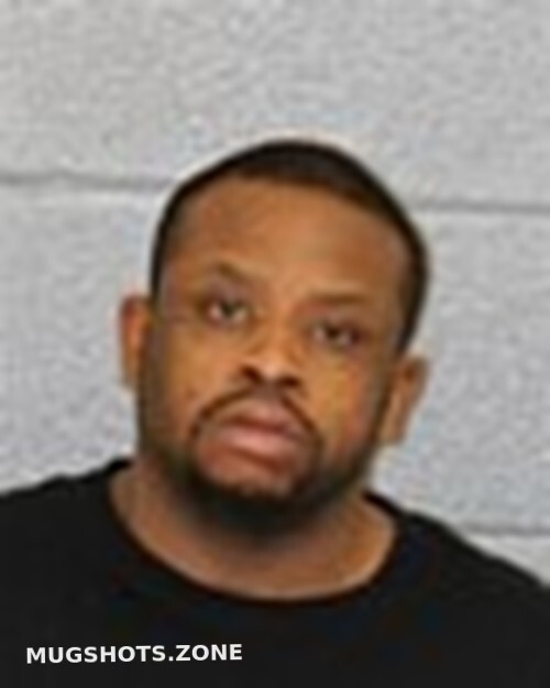CHISHOLM ANDRE DESMOND 03/29/2022 - Mecklenburg County Mugshots Zone