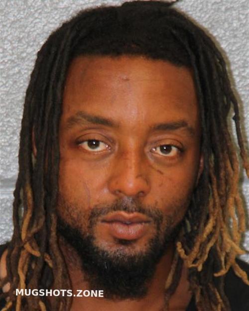 JOHNSON JULIAN ISAIAH 04/26/2022 - Mecklenburg County Mugshots Zone