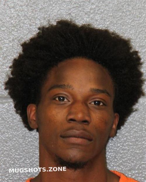 MCLEAN CALVIN 05/12/2022 - Mecklenburg County Mugshots Zone