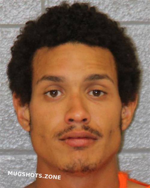 JOHNSON DESHAUN HUNTER 05/18/2022 - Mecklenburg County Mugshots Zone