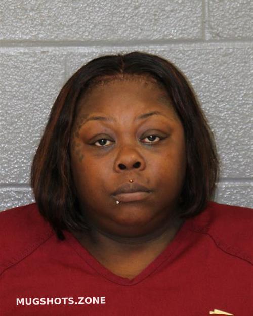 MARSH TIARA GABRIELLE 06/01/2022 - Mecklenburg County Mugshots Zone