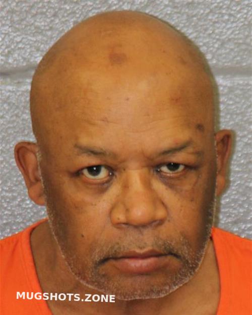 MOTON ANTONIO DONTELL 06/13/2022 - Mecklenburg County Mugshots Zone