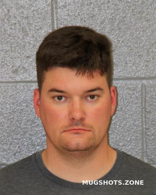 DAVIS ETHAN JAMES 07/07/2022 - Mecklenburg County Mugshots Zone