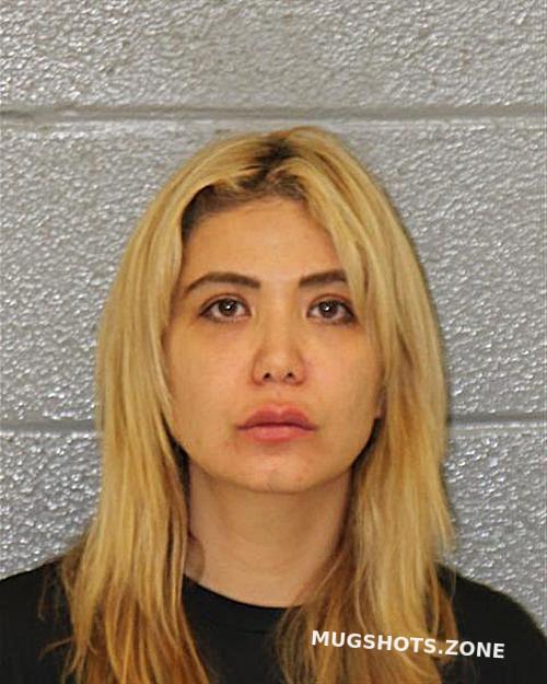 DOUST CHLOE 04/29/2025 - Mecklenburg County Mugshots Zone