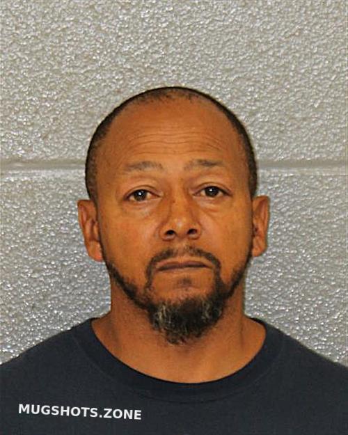 ROBINSON HOWARD ALEXANDER 05/05/2025 - Mecklenburg County Mugshots Zone