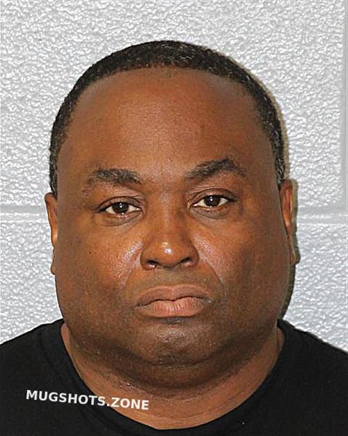 DEAN CEDRIC LAMONT 05/20/2025 - Mecklenburg County Mugshots Zone