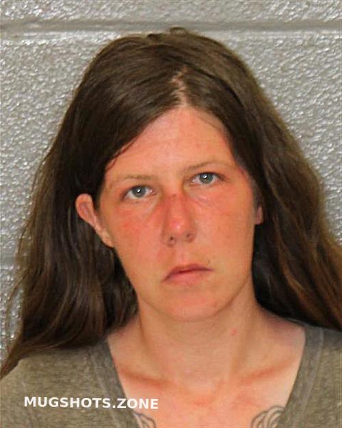 SHULER COURTNEY GAYLE 07/10/2025 - Mecklenburg County Mugshots Zone