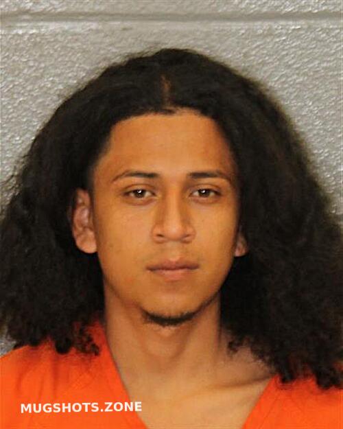 LOPEZ-CASIMIRO YORDI HOMAR 09/09/2025 - Mecklenburg County Mugshots Zone