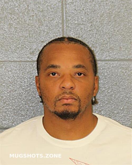 BENBOW DEAN LORENZO 09/10/2025 - Mecklenburg County Mugshots Zone