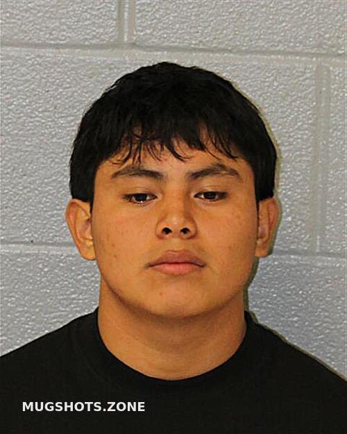 ROBLERO JAKE BRIAN 10/27/2025 - Mecklenburg County Mugshots Zone