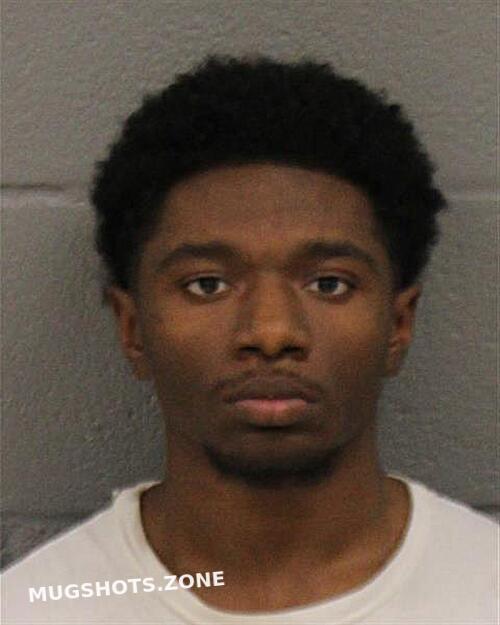 CLEMONS CHRISTIAN JAKARI 01/30/2026 - Mecklenburg County Mugshots Zone