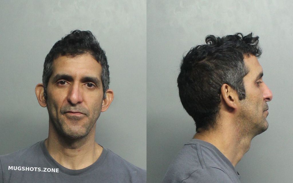 CASTRO FERNANDO 02/01/2021 - Miami-Dade County Mugshots Zone