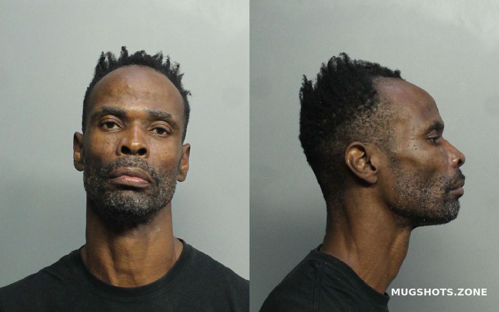 DAVIS CHRISTOPHER 02/09/2021 - Miami-Dade County Mugshots Zone