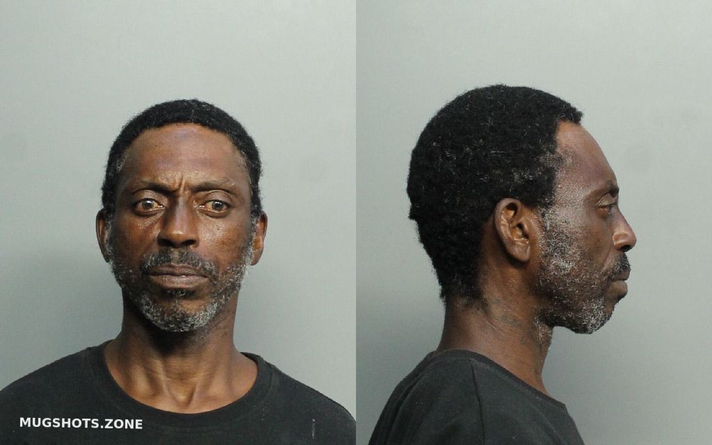 DAVIS LARRY 02/24/2021 - Miami-Dade County Mugshots Zone
