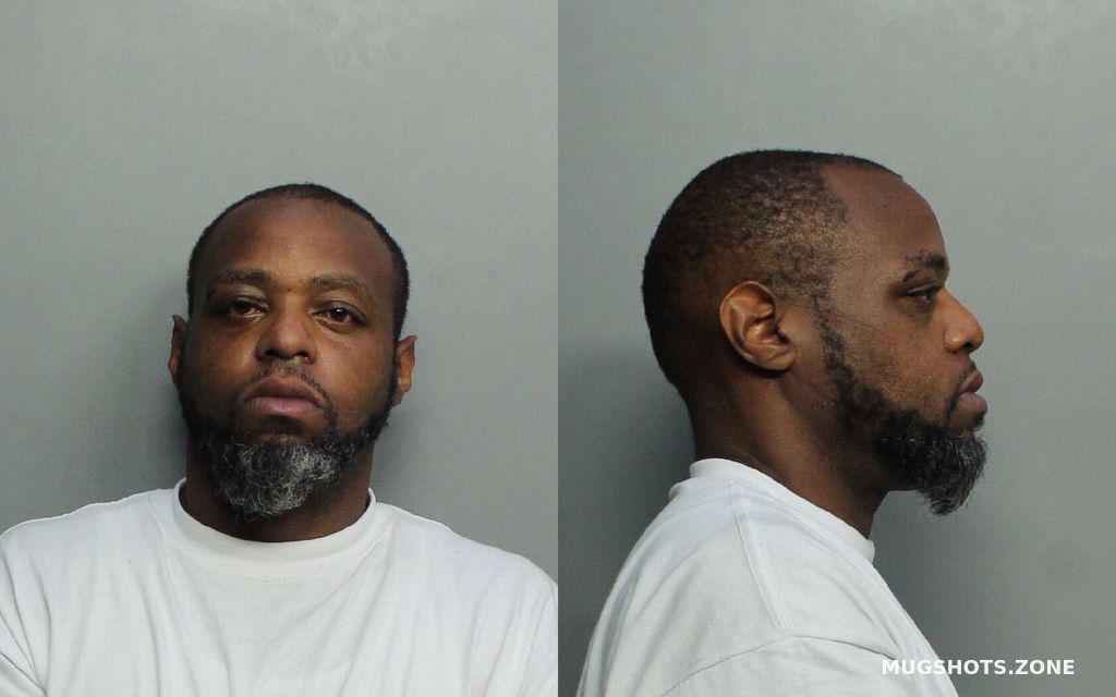 ROBERTS PETER JARED 02/27/2021 - Miami-Dade County Mugshots Zone
