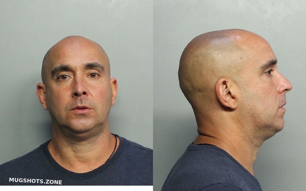 LOPEZ HUMBERTO 03/03/2021 - Miami-Dade County Mugshots Zone