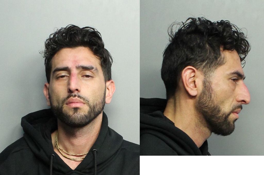 VELASQUEZ BRIAN 04/24/2021 - Miami-Dade County Mugshots Zone