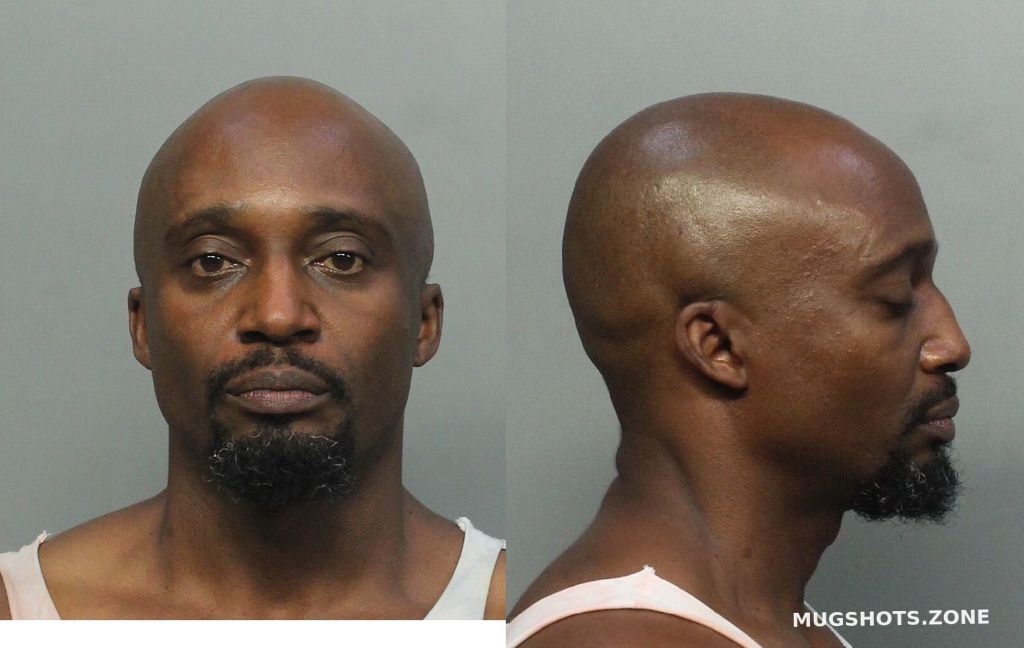 JONES DARRELL 04/25/2021 - Miami-Dade County Mugshots Zone