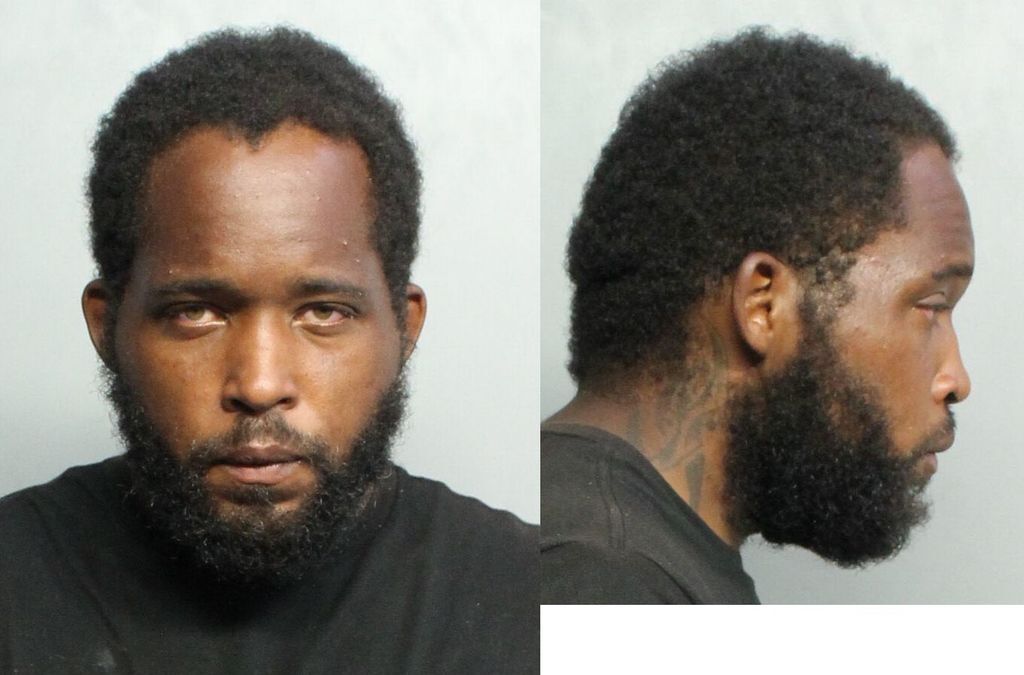 SMITH TRAVIS BURRELL 04/29/2021 - Miami-Dade County Mugshots Zone