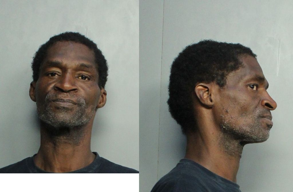 WALKER RONALD GENE 05/04/2021 - Miami-Dade County Mugshots Zone