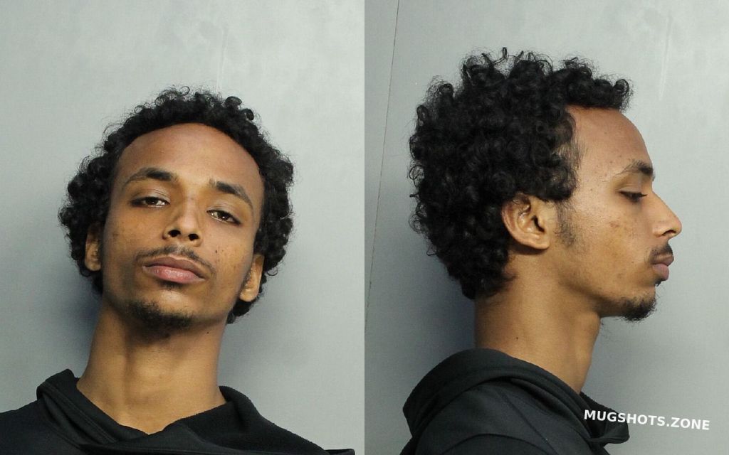 VASQUEZ ALEXANDRO 05/09/2021 - Miami-Dade County Mugshots Zone