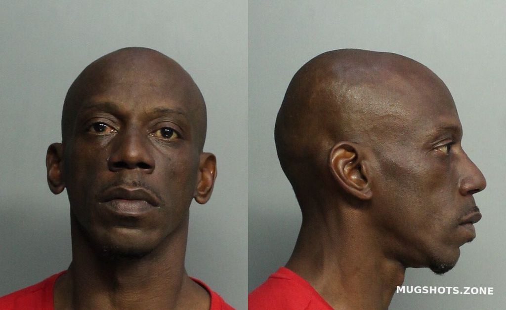 DOYLE LAVELLE TRAVIS 05/15/2021 - Miami-Dade County Mugshots Zone